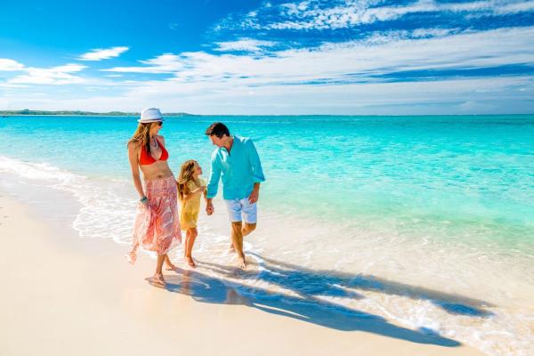 Walk To The Beach At Sunny Isles - Sunny Isles Beach, FL