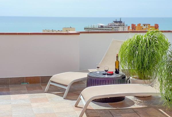 Atico Duplex Con Vistas Al Mar. Dos Plazas De Garaje - Torremolinos