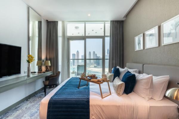 Studio Apartment With Canal View In Business Bay - Dubai