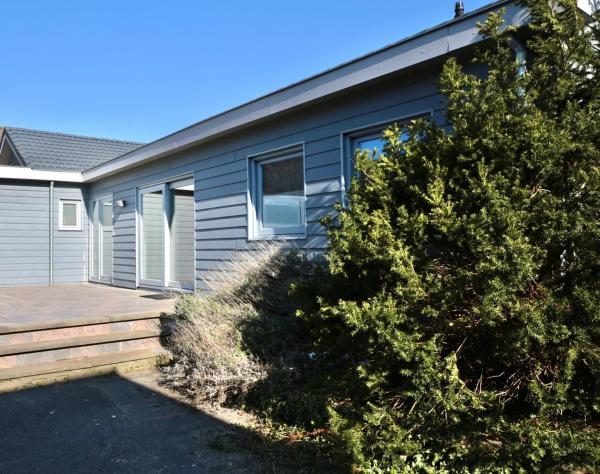 Cottage On The Canal - Zwevegem