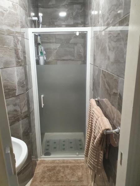 En Suite Bedrooms, Heaton, Newcastle - Newcastle upon Tyne