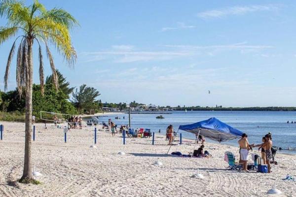 Little Harbor Resort #114 Tampa Bay Fl Beach, Bayside & 2 Pools - Pinellas County, FL