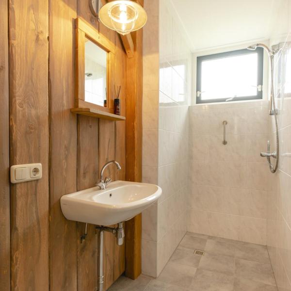 Luxurious Holiday Farm 8 People - Wierden