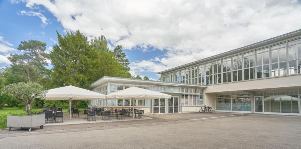 Bata Club Haus - Canton of Aargau