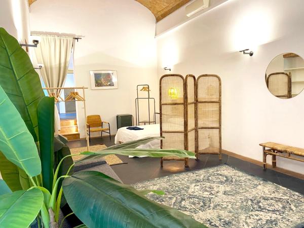 The Jungle Apartment - Parma