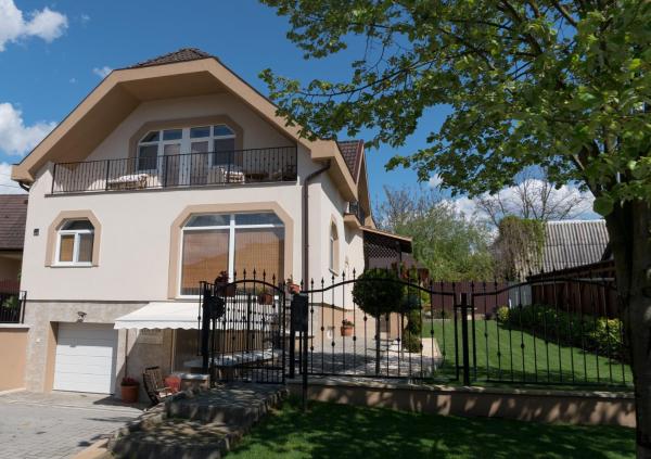 Rita-vár Szálláshely - Hongrie