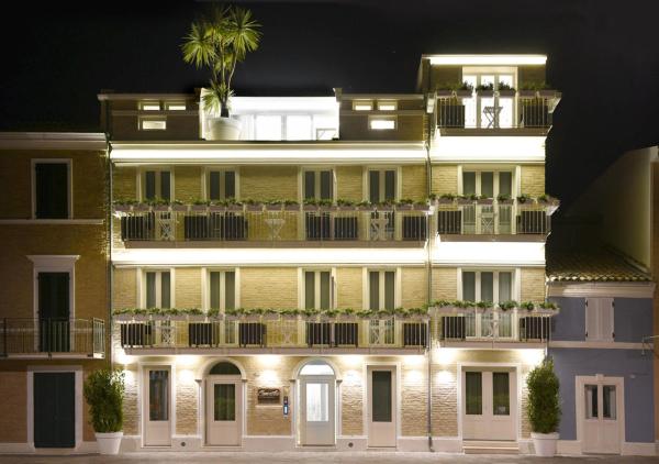 Opera Arte Suite Apartments - Porto Recanati