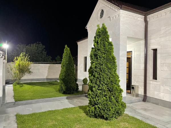 Luxury House In Yerevan City Center With Swimming Pool - Yerevan