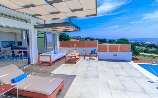 Amphitheatre Suites - Palaiochora
