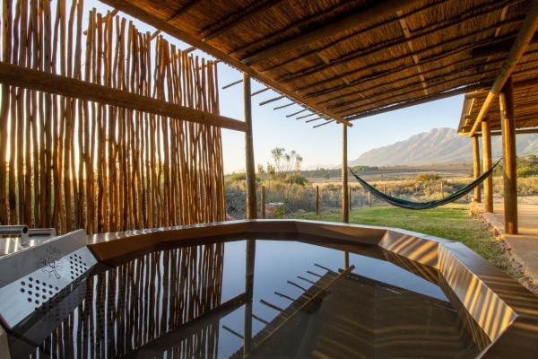 Steenbok Farm Cottages -Mongoose Cottage, Hot Tub - Ceres