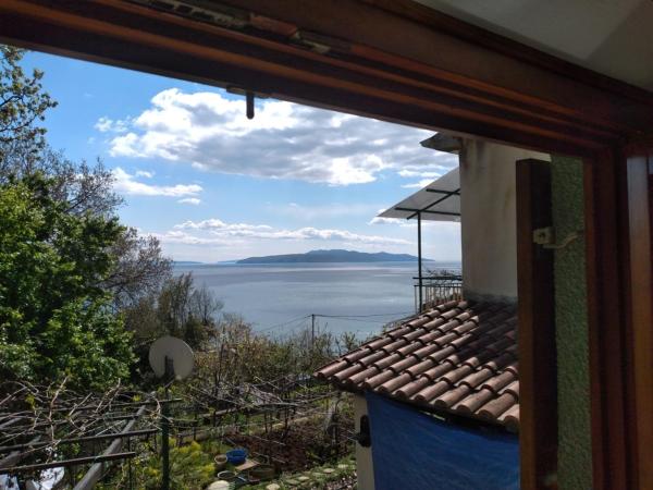 Apartment In Icici With Sea View, Terrace, Wi-fi (4870-1) - Opatija