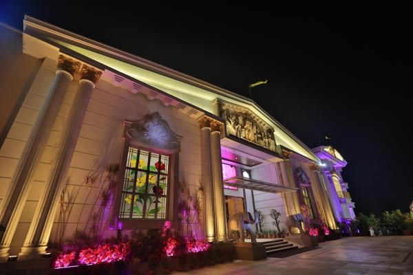 Hotel Crystal Crown - Bhubaneswar