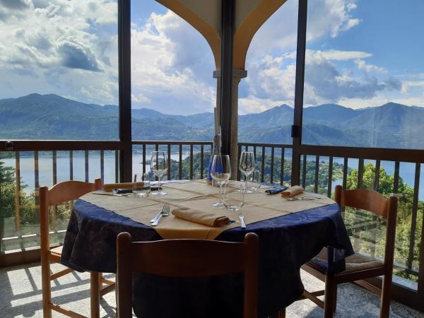 Hotel Battle Of Britain - Omegna