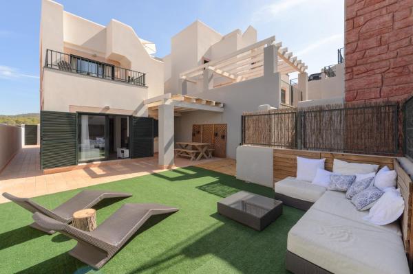 Caracter House In Cala Tarida (Reg. Consell De Ibiza 2015016051-22 / 07/2015) - Balearic Islands