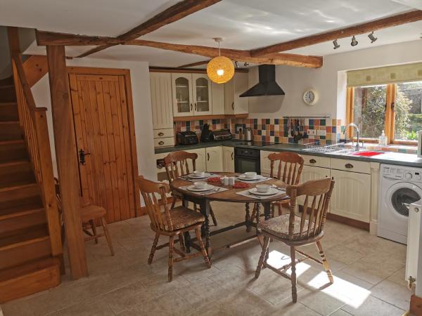 Lupin Cottage At Boningale Manor - Wolverhampton