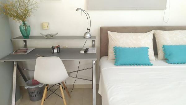 Vacations In Patra Studios - Grèce
