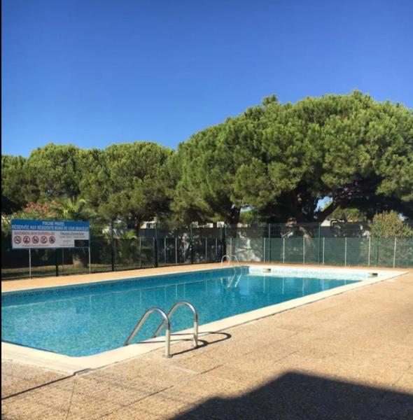 2 Pièces - Cabine Et Terrasse Véranda - Grau Du Roi - - Aigues-Mortes