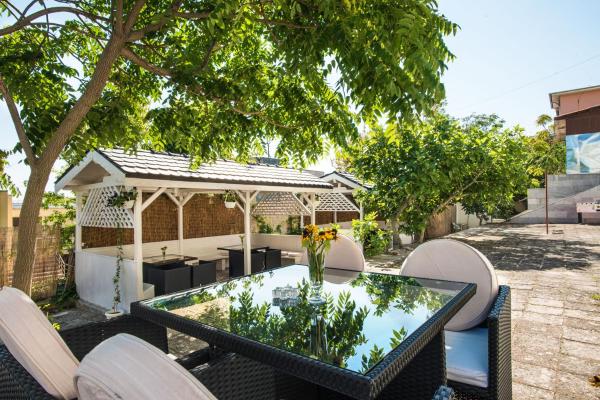 Effect Saint Mina - Sozopol