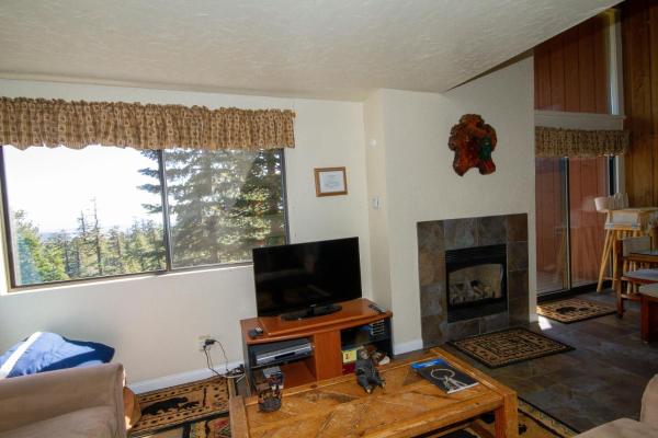 Mammoth Ski & Racquet Club #55, Pet Friendly - Mammoth Mountain, CA