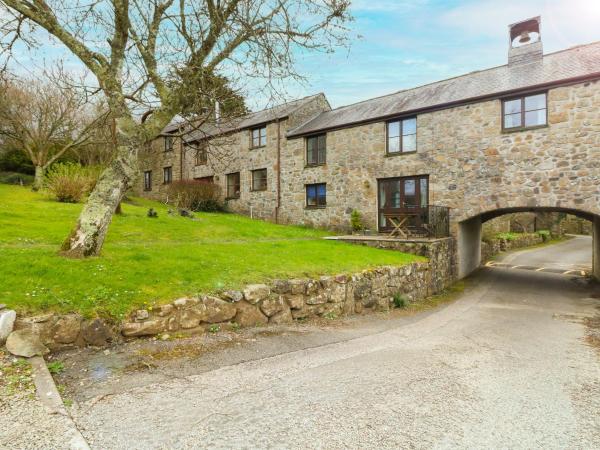 Bell Cottage - Mousehole