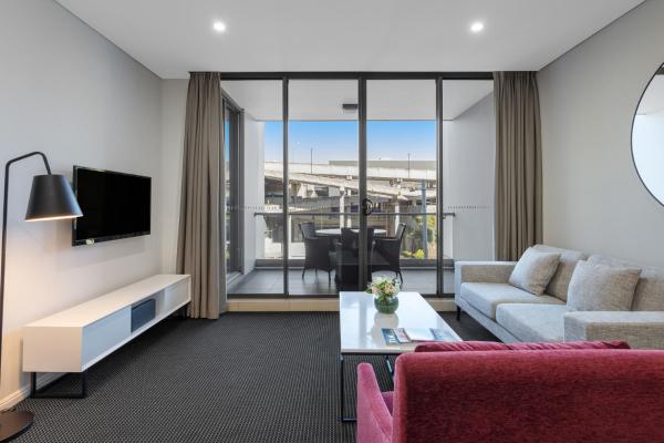 Meriton Suites North Ryde - Ryde