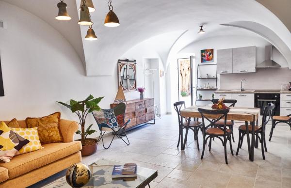 Equorum Prospectus 1 - Ostuni Centro - Guest House - Ostuni