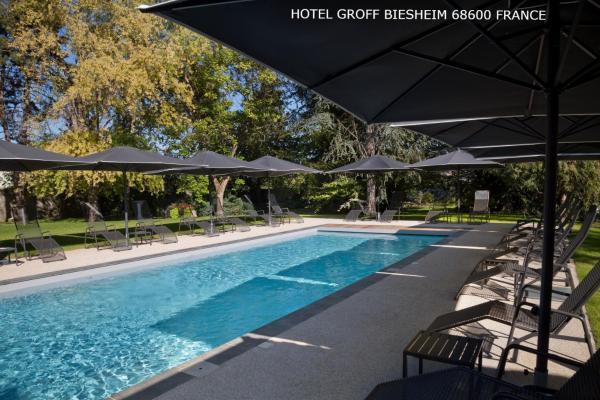 Aux Deux Clefs Hostellerie Groff - Marckolsheim