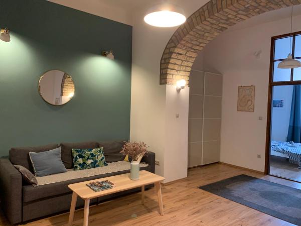 French Touch Apartment With Free Parking - Budapest