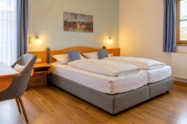 Hotel Am Schwanberg - Dettelbach