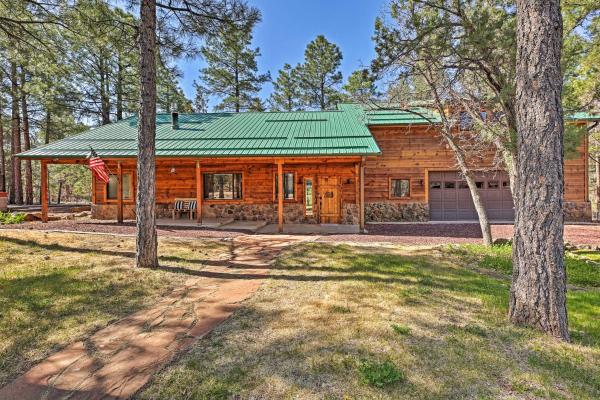 2 Decks And Game Room Expansive Family Cabin - Pinetop-Lakeside, AZ