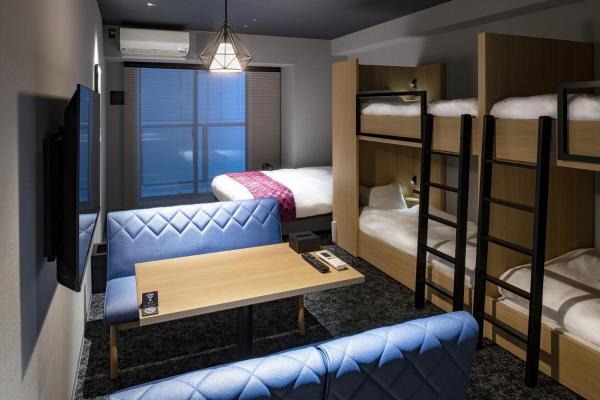最大6人/グループ利用に最適な貸切【alphabed Inn 札幌大通公園】ダブル+ロフトベッド2台 - Sapporo
