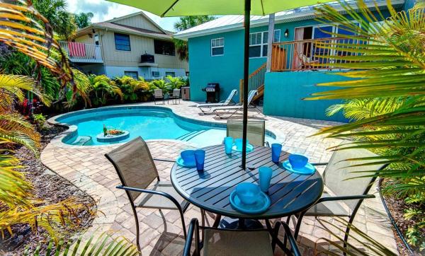 Caribbean Surf By Beach Retreats - Holmes Beach, FL