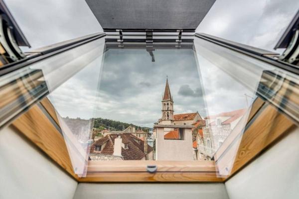 Dream House Near The Sea - Sutivan