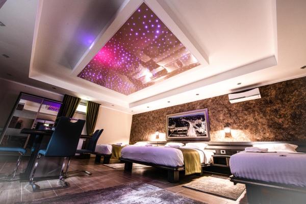 Hotel Novotheos - Oradea