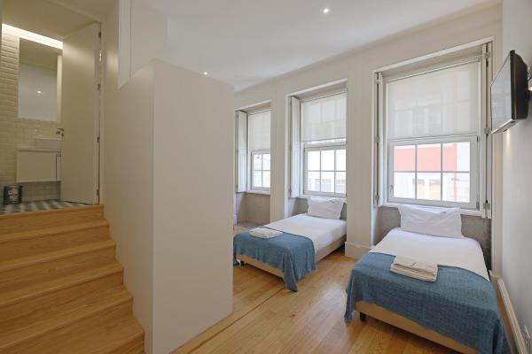 Flh Porto Traditional Studio With Terrace - Madalena