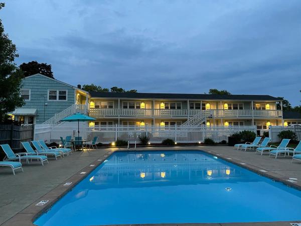 The Escape Inn - South Yarmouth, MA