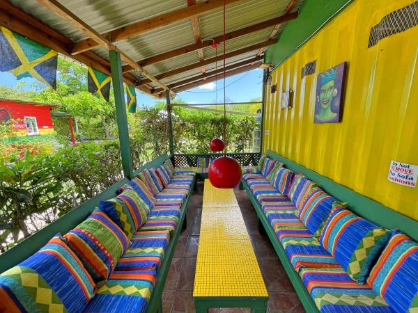 Judy House 2 - Lewis Backpacker Hostel - Jamaica