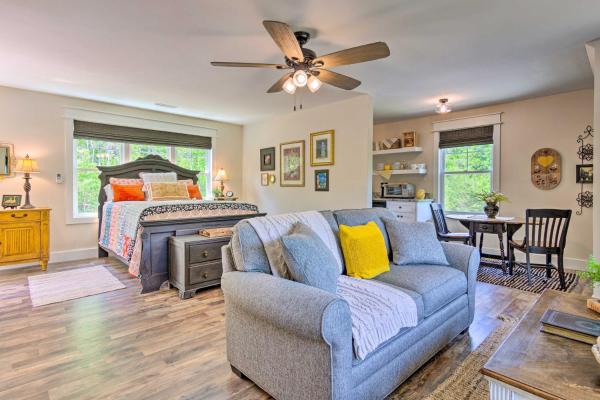 Near Parks, Trails And Lakes Quaint Landrum Escape! - Tryon, NC