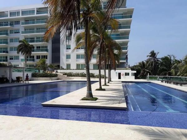 Cartagena Primera Línea De Playa Azul Frente Al Mar - Bolívar