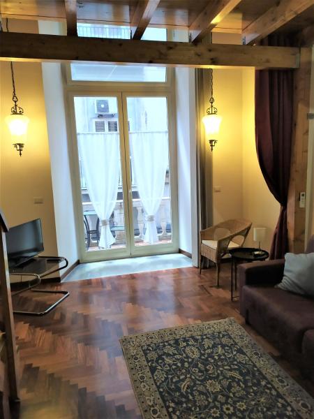 Il Castello Apartment - Naples