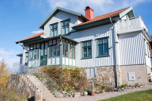Prästgårdens Pensionat - Skärhamn