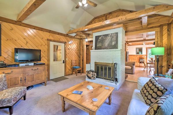1 Mi To Downtown Bbh: Coastal Cabin W/ Deck & Yard - Boothbay Harbor, ME