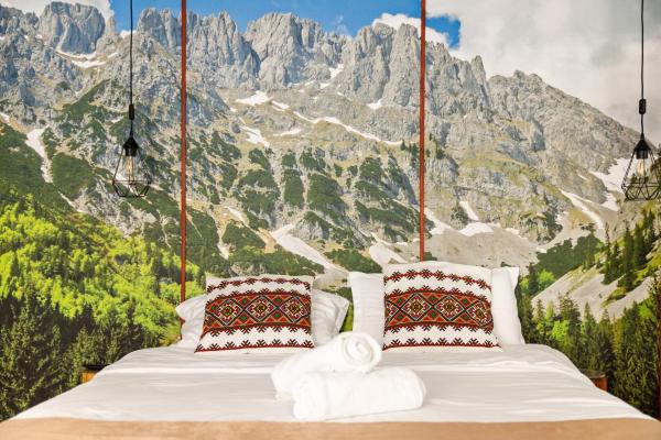 Traditional Boutique - Ghimbav