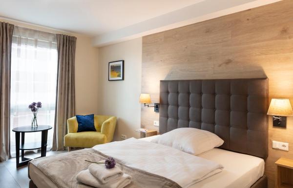 Dominik Hotel & Eventsaal - ドイツ