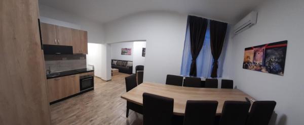 Budget Apartment Artistika, 3 Bedrooms And 2 Full Bathrooms - Belgrado