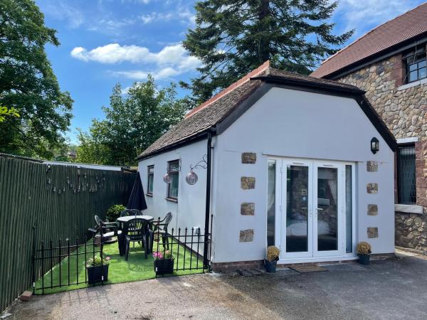 Ty Mynydd Lodge Holiday Home - Cardiff