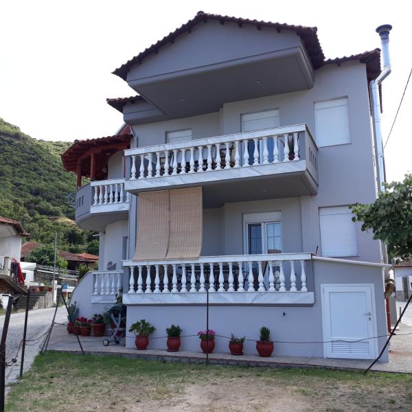 Nymfes House. - Sarti