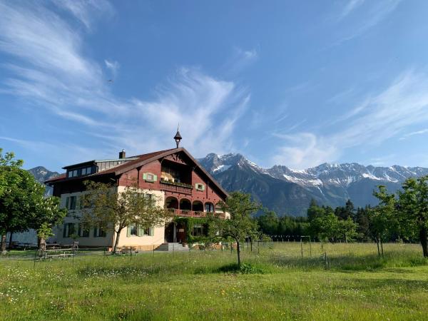 Landhotel Gasthof Eichhof Natters - Innsbruck