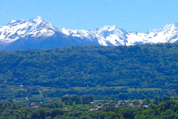 Le Belvédère : Chambres Et Table D'hôtes - Montmélian