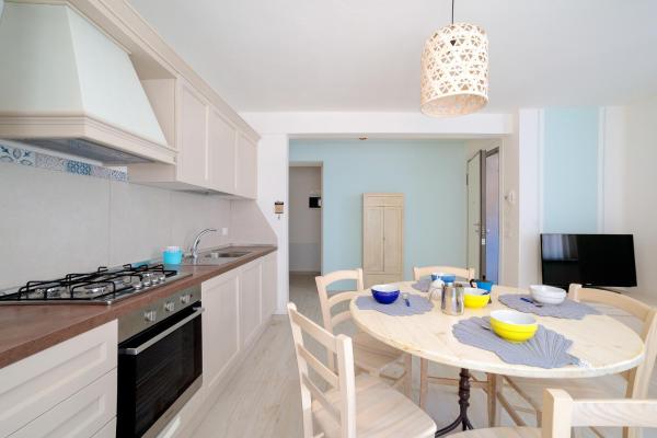 Il Mare In Collina - Le Ortensie Di Liliana - Gabicce Mare